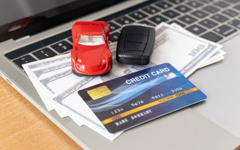 Complete Guide To Car Purchase With Credit Cards - Carslyst