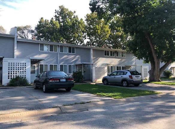 Parade Park Homes Inc Apartments - 1903 A East 15th Terrace - Kansas ...