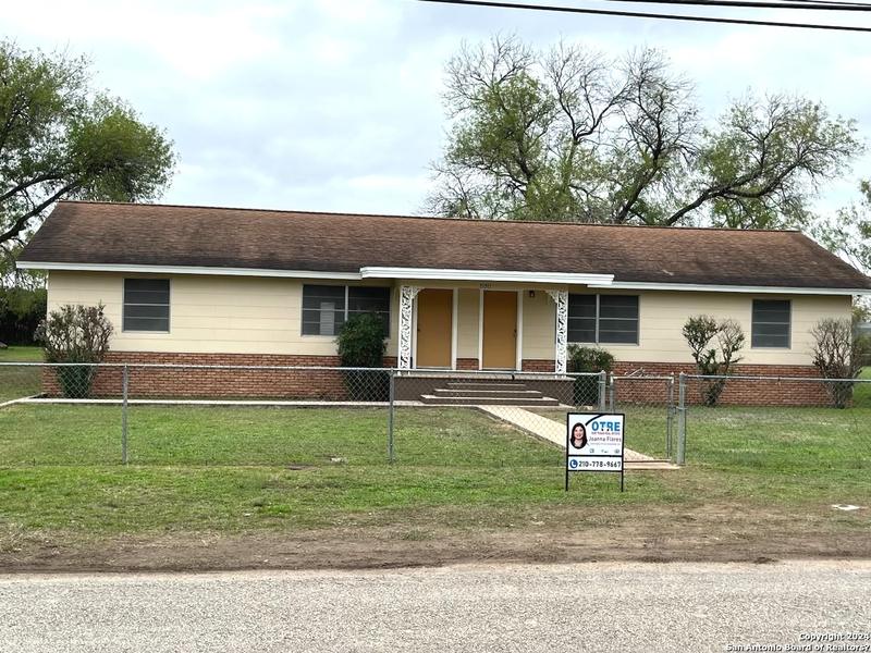 4926 Alma Drive, Unit 1, San Antonio, TX 78222 for Rent - Homeslyst